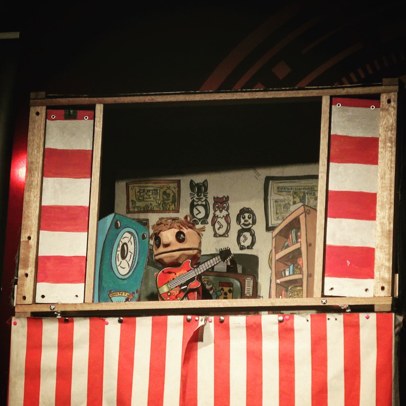 Pop-Up Puppet Cinema - Bluedot