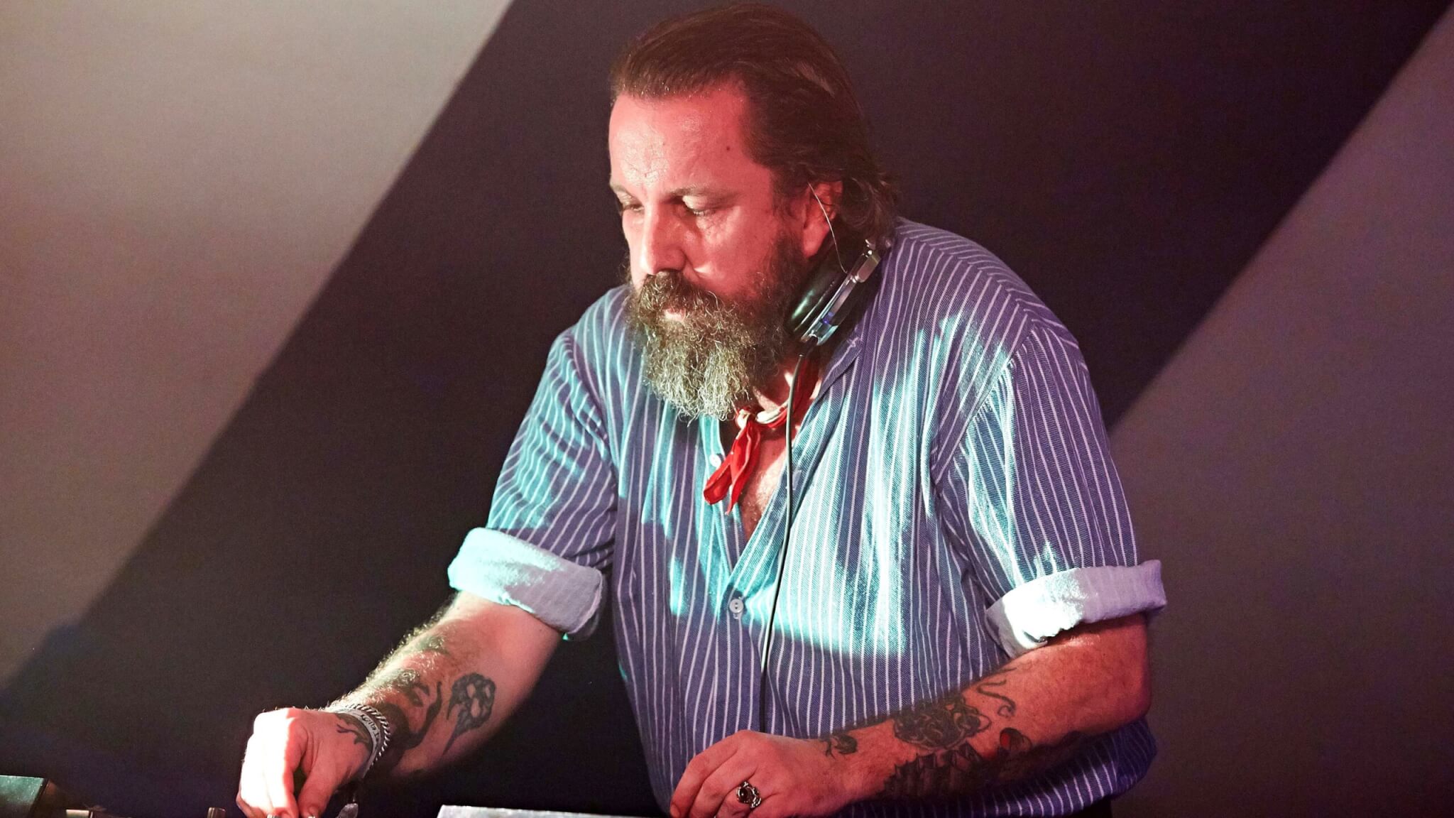 Listen to Andrew Weatherall live at bluedot 2017 - Bluedot